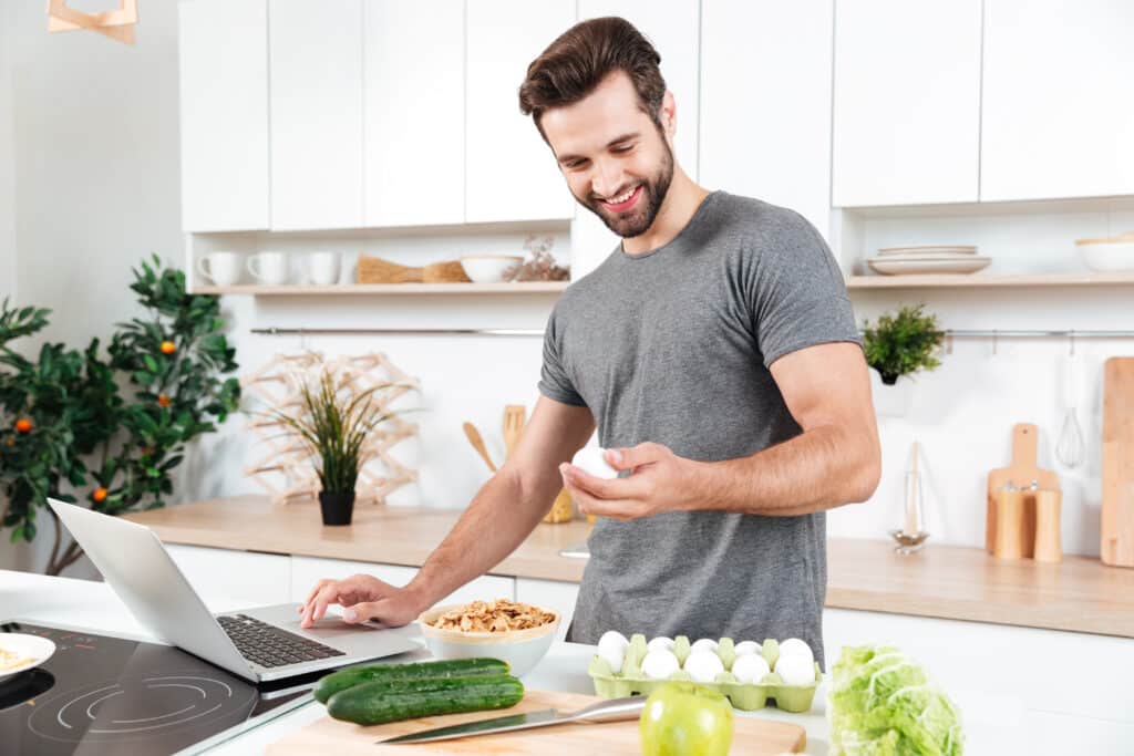 Why Mindful Eating is the Key to a Healthier, Happier You - Holistic ...